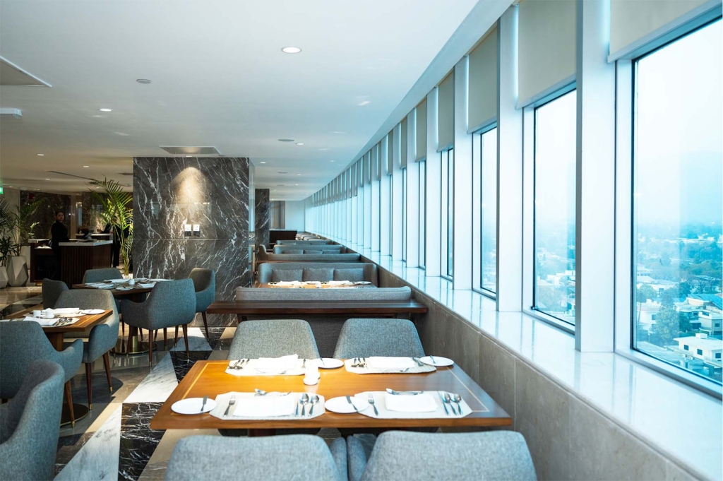 MOVENPICK – The Centaurus