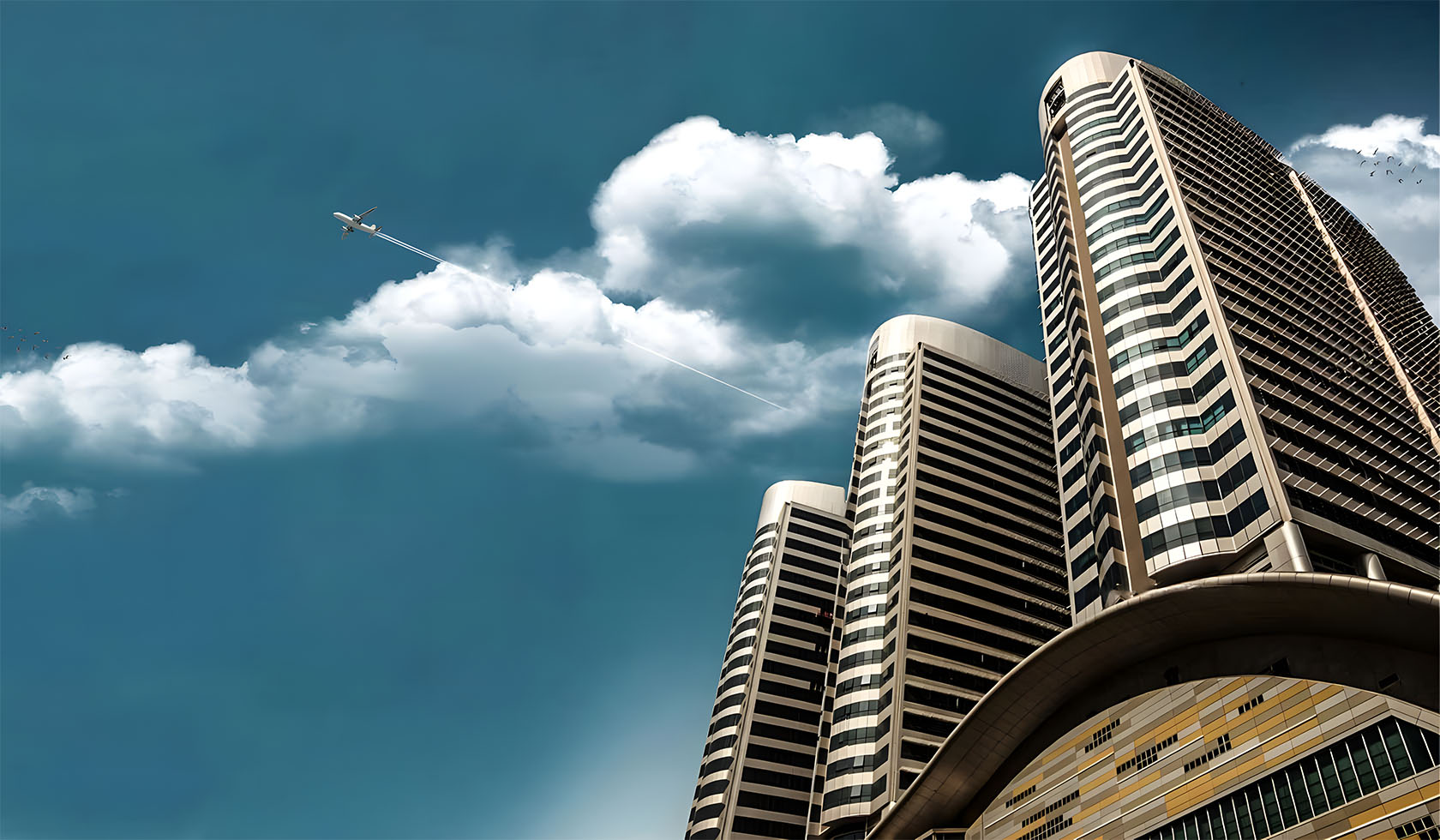 The Centaurus – Light Years Ahead